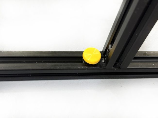 One-Size-Fits-All XGuard Skid Clamp System Double clamp with extrussion ...